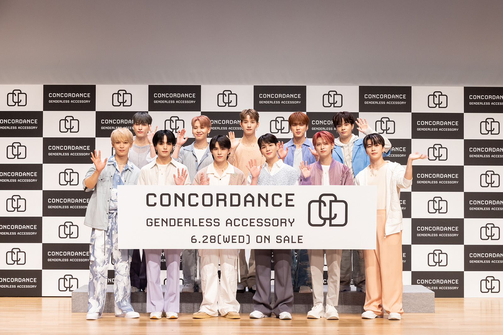 JO1の団体芸が炸裂！ジェンダーレスアクセサリー新CM発表会をレポート | GINGER