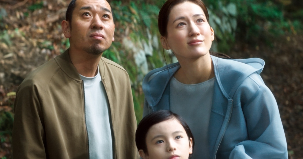 記憶の“息子”と目の前の“ヒューマノイド”。映画『箱の中の羊』が問い直す家族像 | GINGER